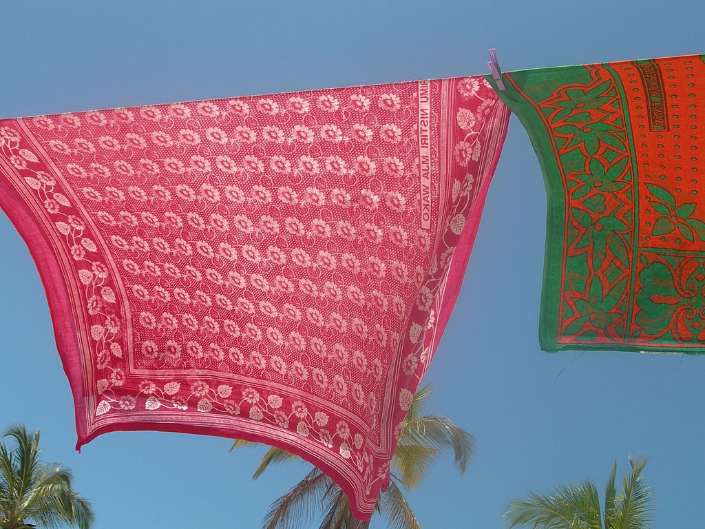 What is Kanga Cloth? – Inamunai | African Fashion